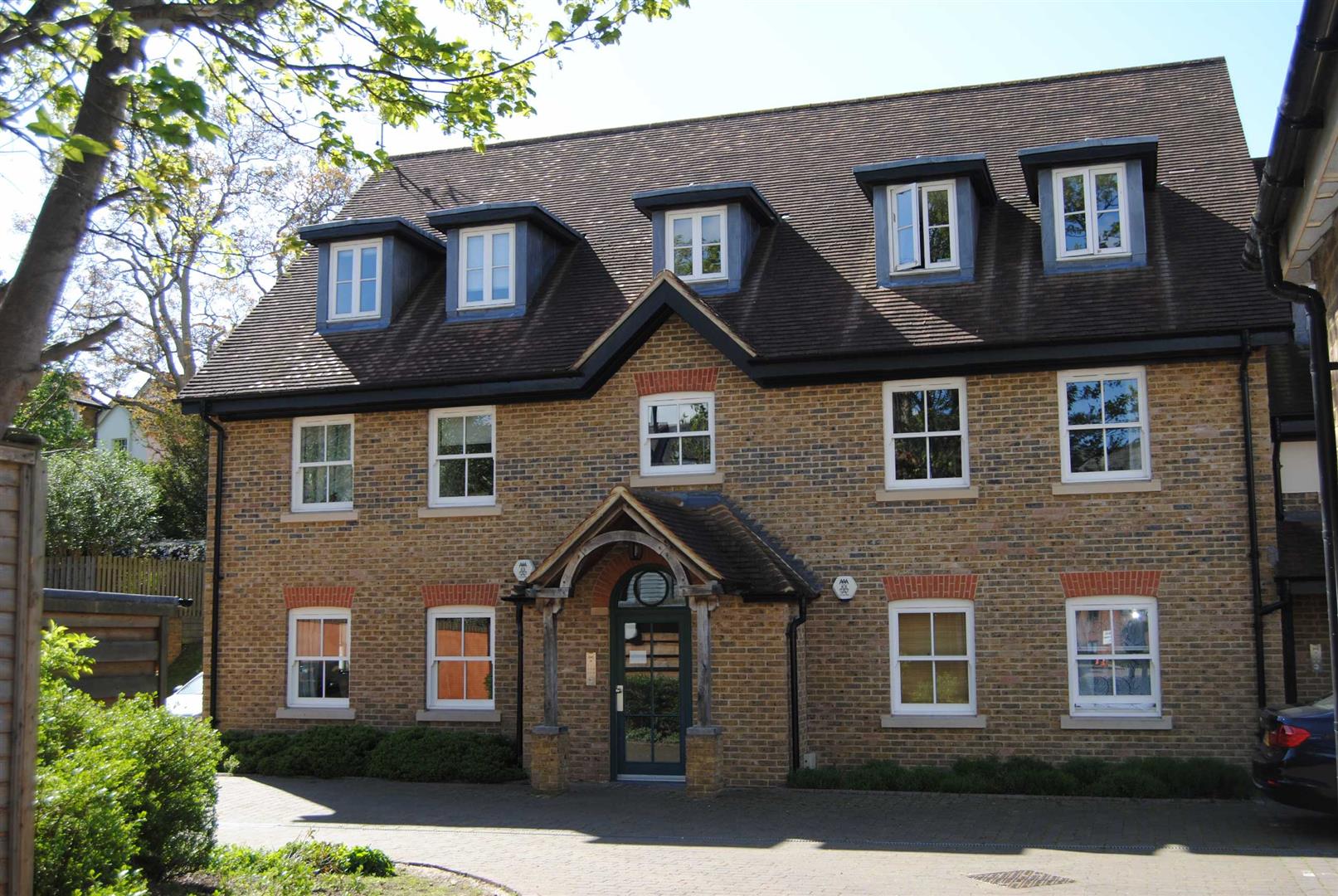 To Rent – Regent Estates